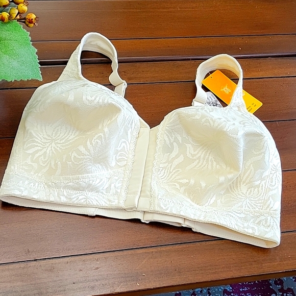 wings love | Intimates & Sleepwear | Wings Love Bra | Poshmark